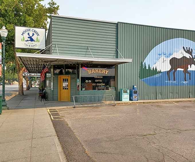 Moose Creek Cafe and Bakery, the kind of neighborhood spot that makes you want to cancel your afternoon plans.