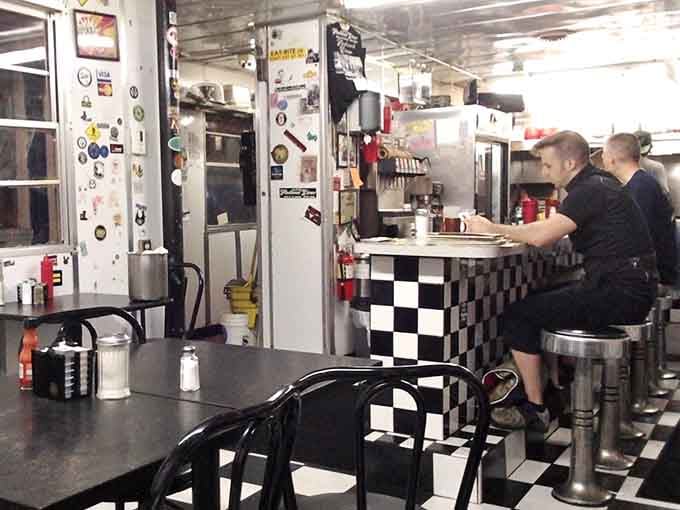 Counter seating where strangers become neighbors over plates of good food. Pull up a stool and join the conversation.