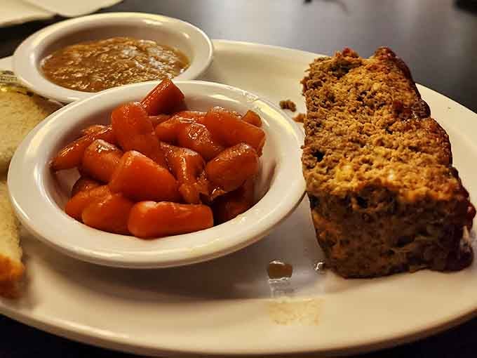 Honest, hearty, and made with care, this meatloaf plate is comfort food doing exactly what comfort food was born to do.