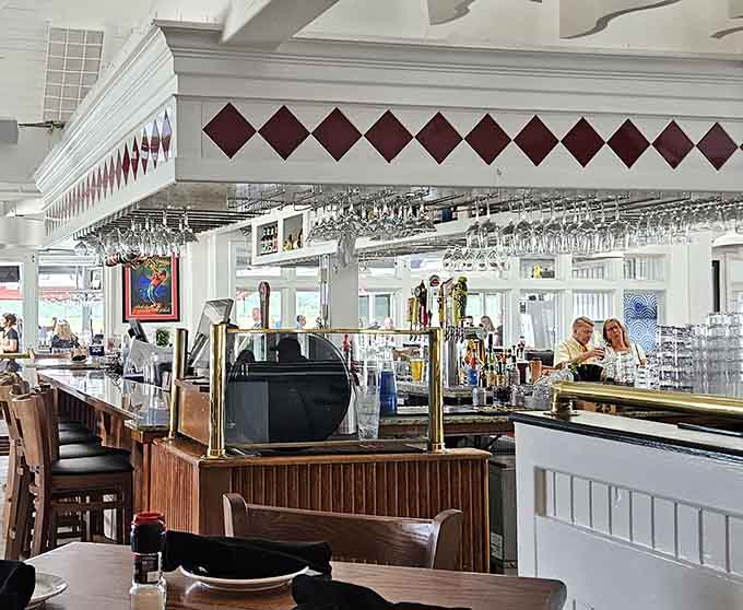 A bar area this cheerful makes you want to pull up a stool and stay awhile.
