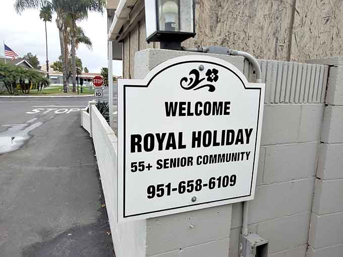 The welcome sign says it all, Royal Holiday is an age-qualified community where life slows down nicely.