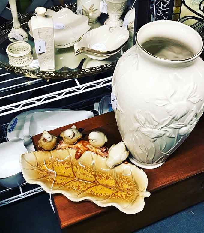 Delicate ceramics and leaf-shaped dishes, the kind of quiet elegance that makes you slow down and look twice.