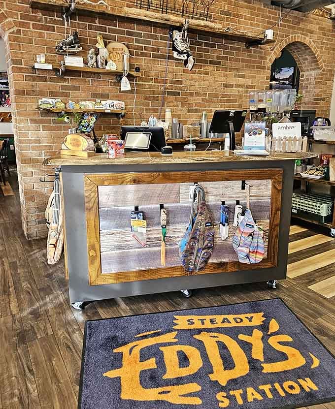 The rustic counter with its floor mat and casual vibe welcomes paddlers and foodies with equal enthusiasm.
