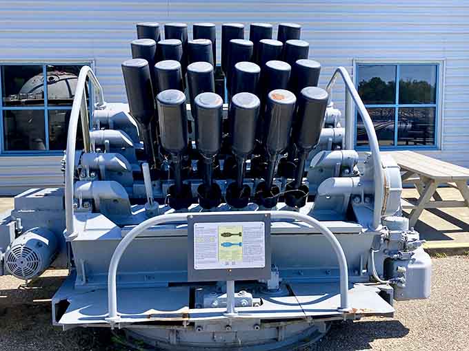This Hedgehog anti-submarine launcher looks like it means serious business, because it absolutely did during World War II.