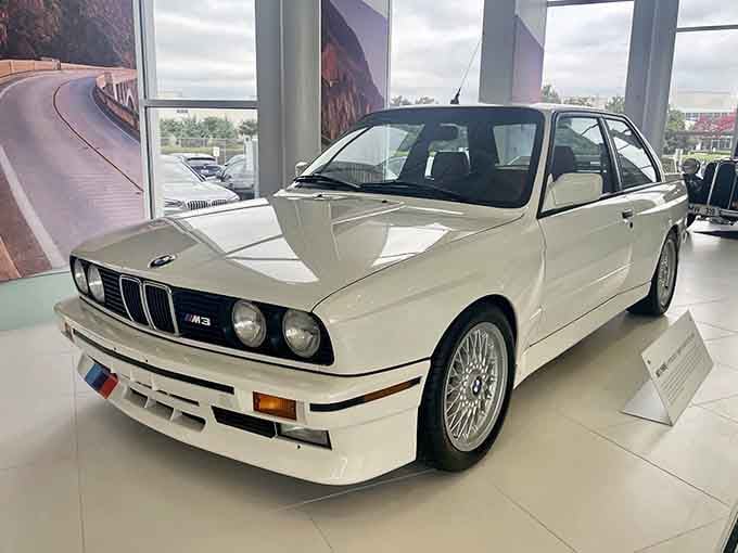 The legendary E30 M3 sits pristine and perfect, making every car enthusiast's heart skip a beat or three.