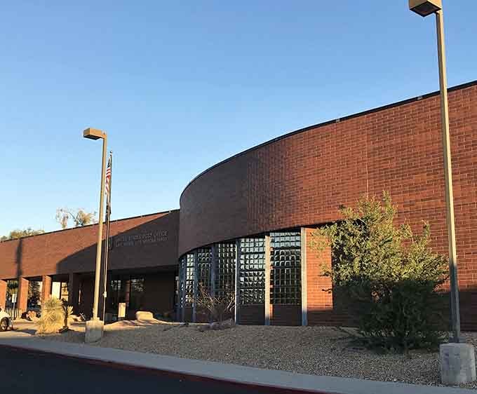 Even the local post office has architectural character here. Lake Havasu City puts care into everything, right down to the mailbox.