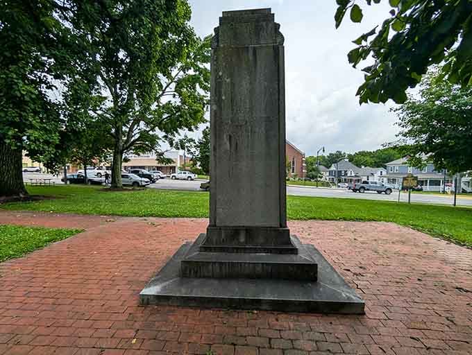 This monument stands as a quiet sentinel, marking the significance of Constitution Square in Kentucky's founding story.