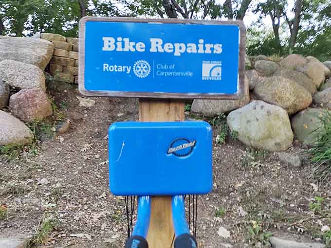 The Rotary Club of Carpentersville keeps riders rolling with a handy on-site bike repair station. Community wins again.