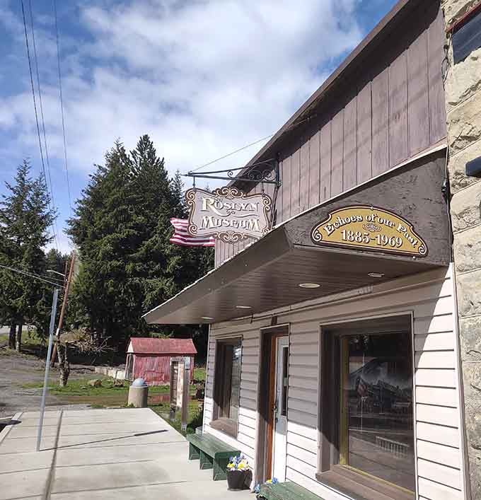 The Roslyn Museum's hand-painted sign invites you to explore echoes of a past stretching from 1883 to 1969.