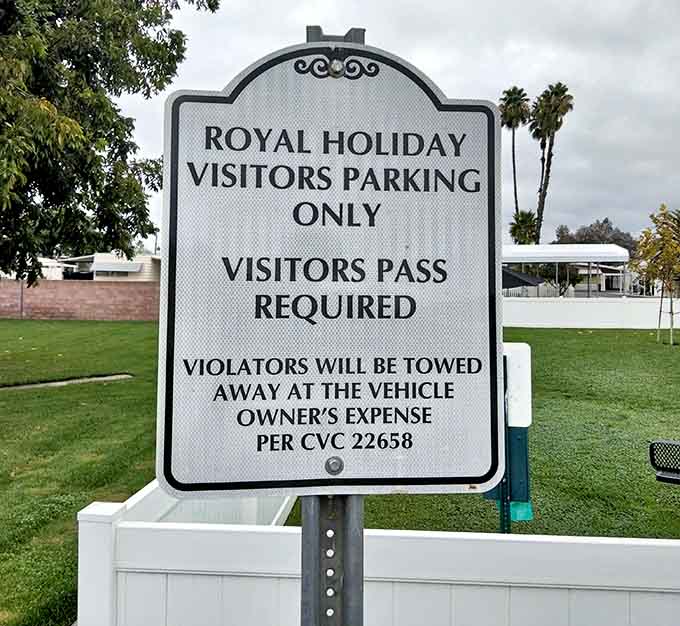 Rules posted, visitors welcome, and everything running smoothly, just the way a good neighborhood should.