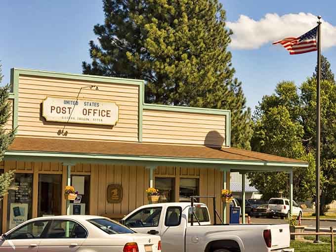 Even the Sisters Post Office has charm to spare, looking like it belongs on a postcard you'd actually want to send.