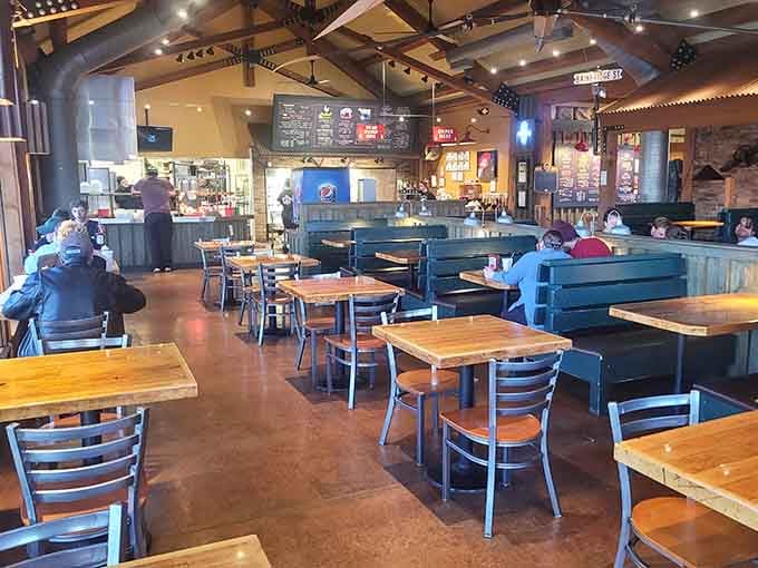 Happy diners, hearty plates, and that unmistakable hum of a restaurant doing everything exactly right.
