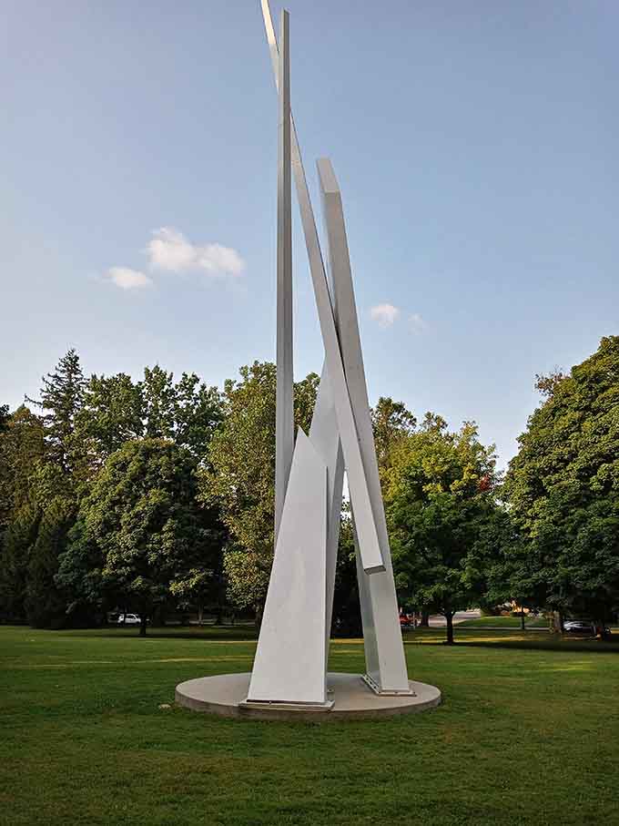 A soaring modern sculpture on historic grounds, proof that Ashland has always had room for bold ideas.