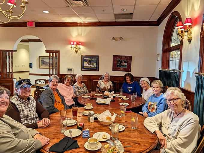 A table full of smiling friends, sweet tea, and good food. This is exactly what a great restaurant is supposed to feel like.