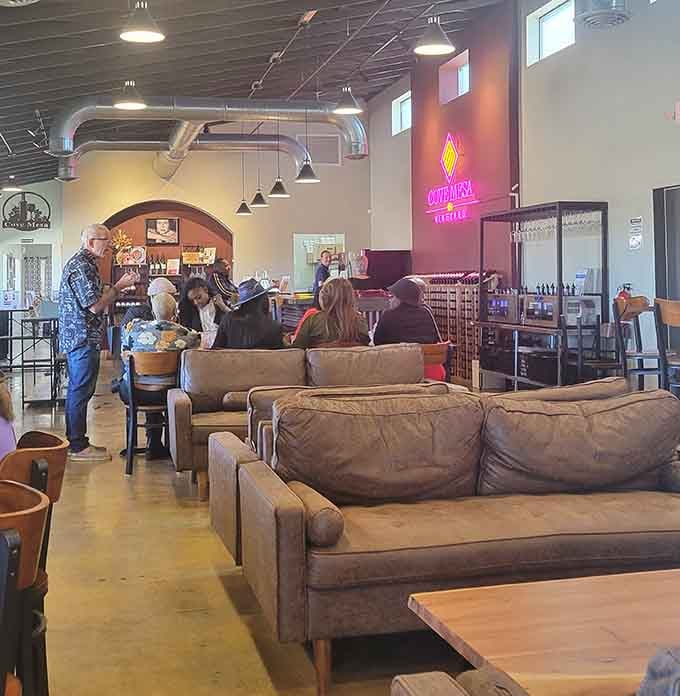 Happy guests, comfortable sofas, and good wine, this is what a perfect Arizona afternoon looks like in real life.