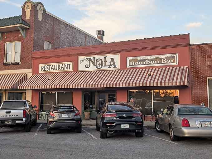 Cafe Nola brings bourbon bar energy and New Orleans soul to a small Florida Panhandle town. Nobody is complaining.