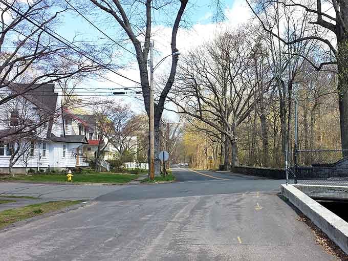 Tree-lined streets and quiet intersections give Fairfield a neighborhood feel that no GPS algorithm could ever fully capture.