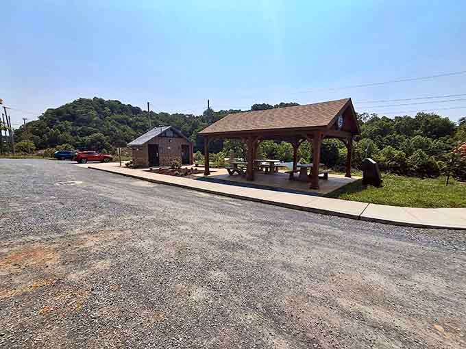 A covered pavilion and restroom facilities at the trailhead. Comfort and adventure, together at last, just like peanut butter and jelly.
