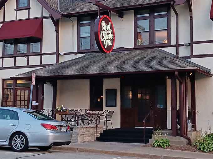 That glowing Red Circle Inn sign at dusk is basically a warm handshake from a very old friend.