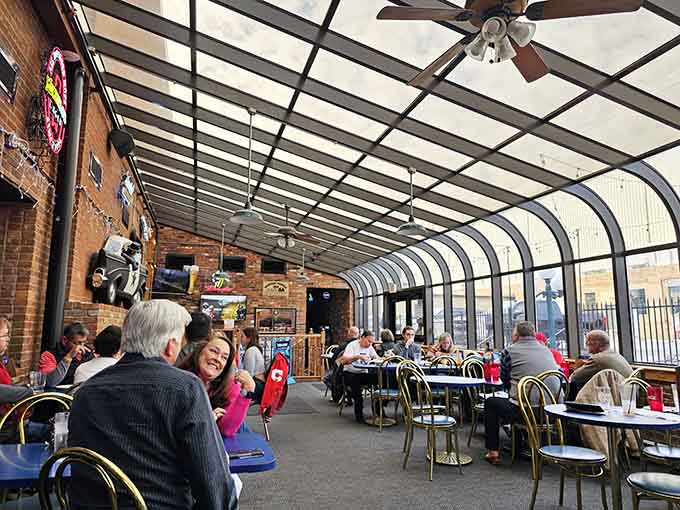 Good food, good company, and the easy laughter of people who found exactly the right place to spend an afternoon.