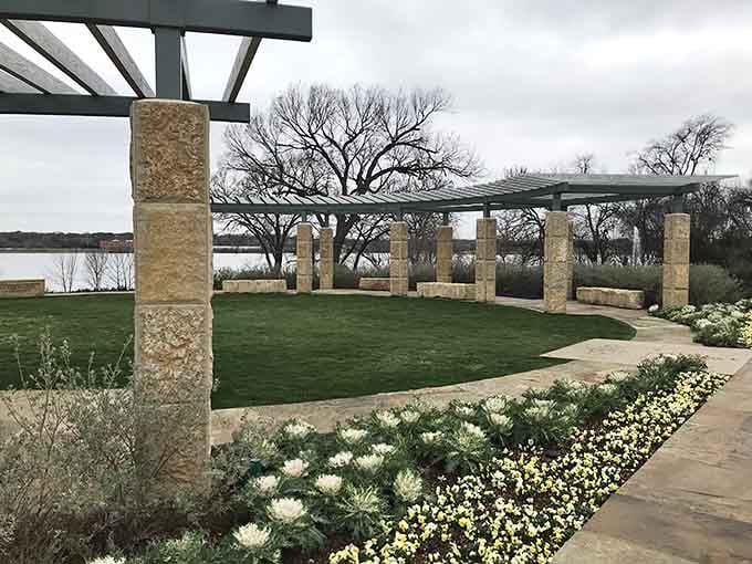 Limestone columns framing a manicured lawn with the lake beyond, even on a grey day this place delivers.