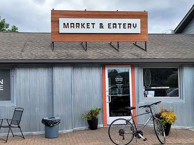 Market & Eatery serves up fresh fare in a space that feels both modern and welcomingly unpretentious.