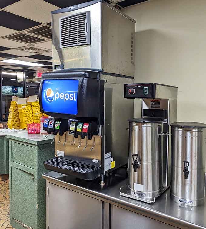 Sweet tea on standby and a Pepsi fountain ready to go. Hydration has never felt this Southern.