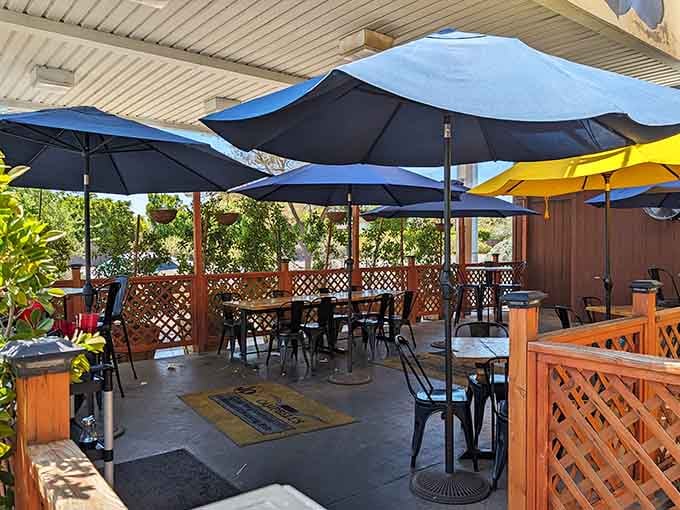 Shaded umbrellas, open air, and room to breathe. Campbell's outdoor patio is where Arizona mornings belong.