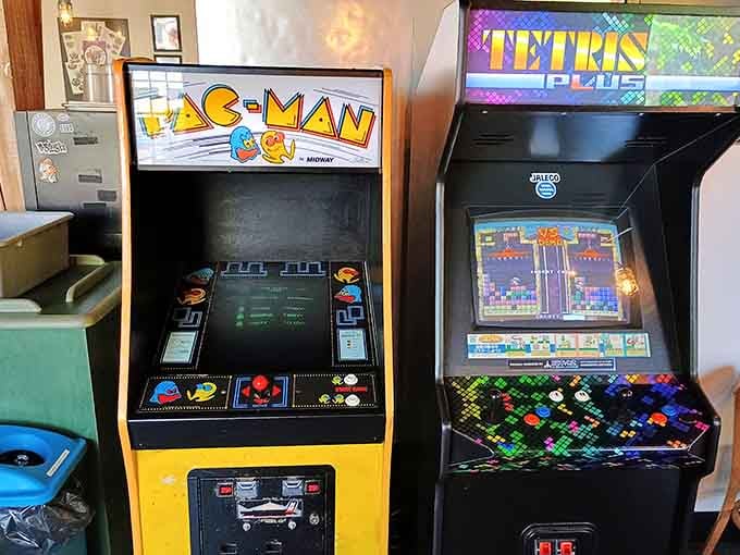 Pac-Man and Tetris Plus standing side by side, because great sandwiches and classic arcade games belong together.