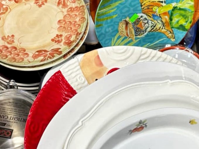 Plates featuring tiger, grapes, and Santa himself, because your kitchen table deserves a little personality.