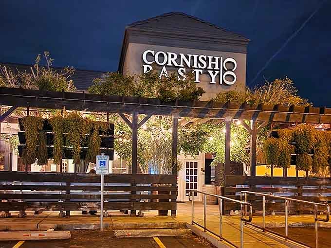 Even at night, this place glows with warmth and promise of the delicious British comfort waiting inside.