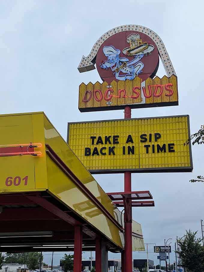 Take A Sip Back In Time, the sign says it all, and Dog n Suds absolutely delivers on that invitation.