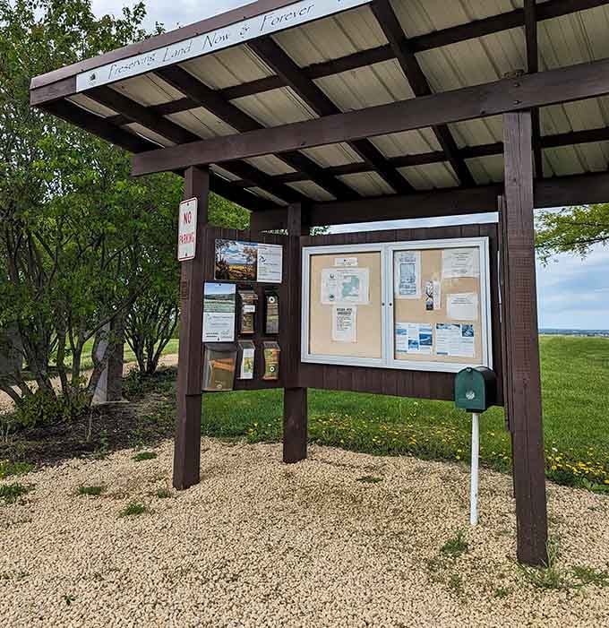 The trailhead kiosk provides all the intel you need without overwhelming you with unnecessary botanical jargon.