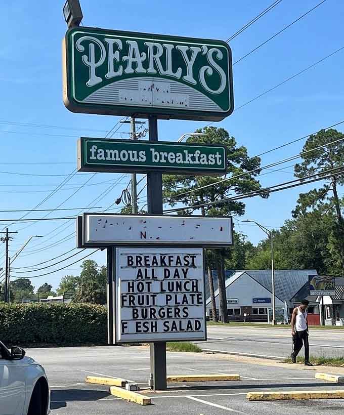"Breakfast All Day" might be the four most beautiful words in the English language, and Pearly's means every single one of them.