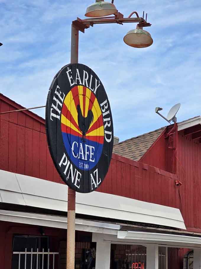 The circular sign featuring Arizona's iconic flag colors welcomes you to Pine's breakfast destination.