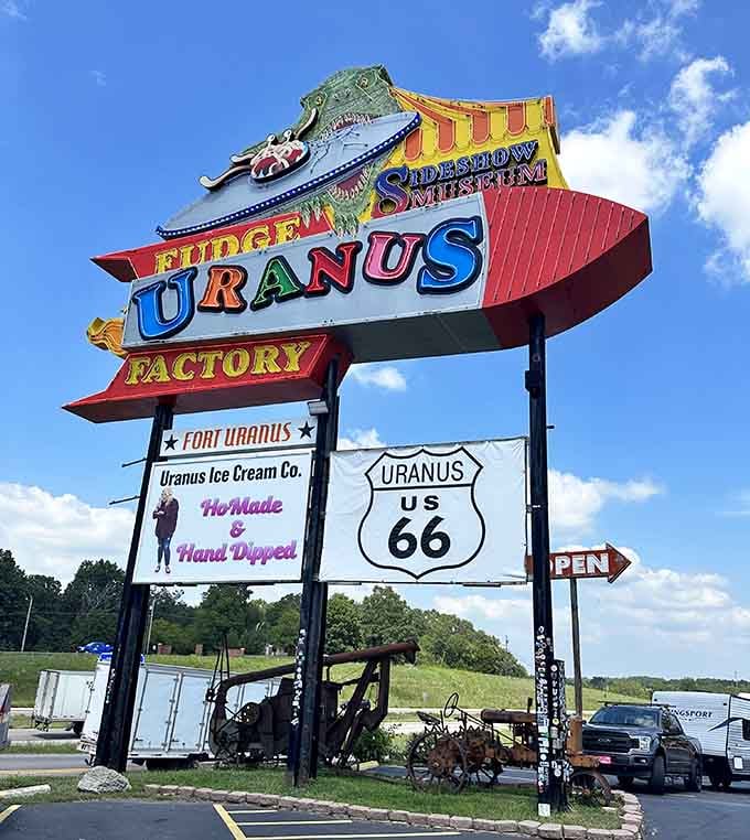 That towering roadside sign is impossible to miss and even harder to drive past without pulling over immediately.