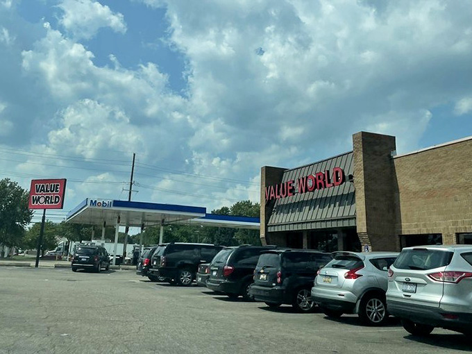 A busy parking lot on a sunny day tells you everything, people in Warren know exactly where the good stuff lives.