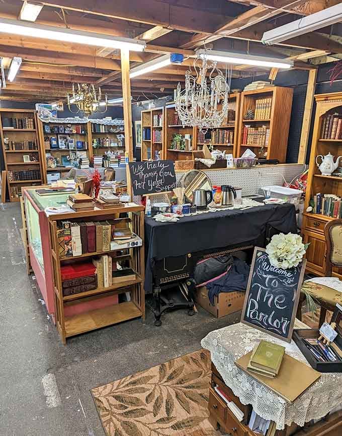 The Parlor booth at Renninger's feels like stumbling into your most well-read aunt's living room.