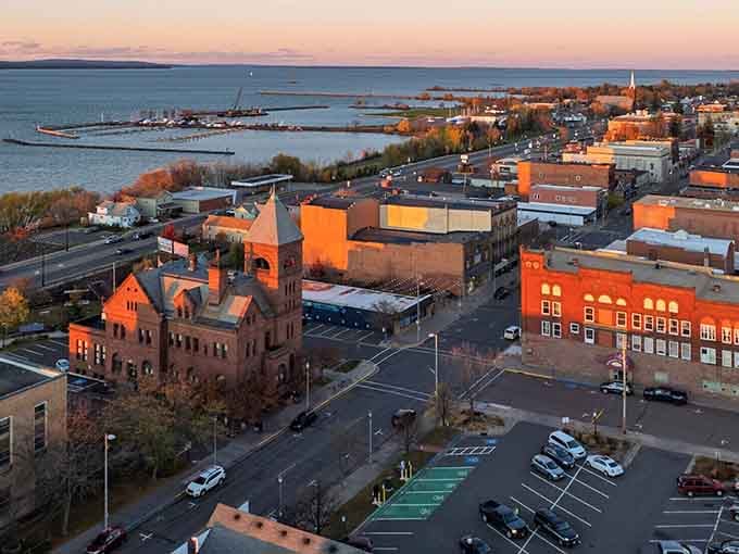This Tiny Wisconsin Lake Town Is A Local Secret Worth Keeping