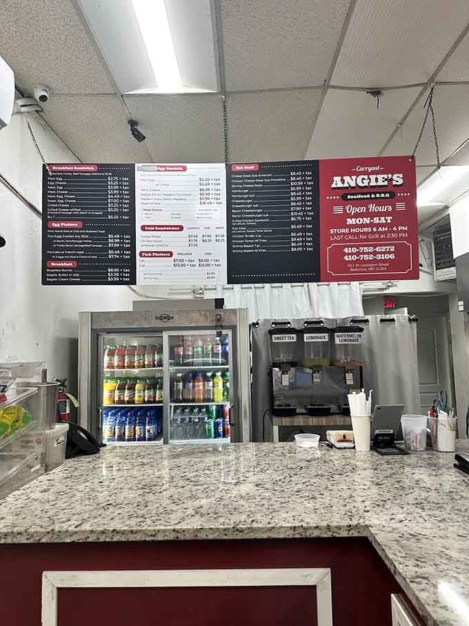 Clean, straightforward, and ready to feed you well. Sometimes the best kitchens skip the fancy decor entirely.