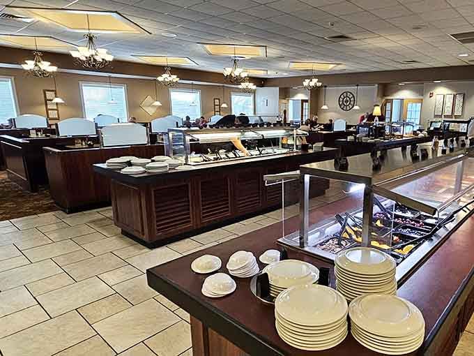 Clean plates, warm lighting, and a buffet setup that means business. This is what a well-run dining room looks like.