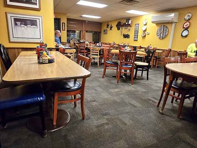 Clean, comfortable, and unpretentious, this is where locals gather to start their day the right way.