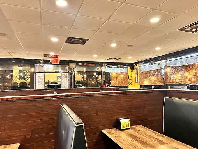 Clean booths, friendly vibes, and zero pretension—just the way a great sandwich shop should be.
