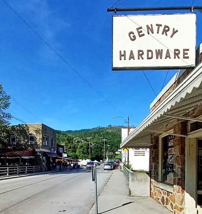 Main Street magic: where Gentry Hardware and mountain views share the same perfect frame.
