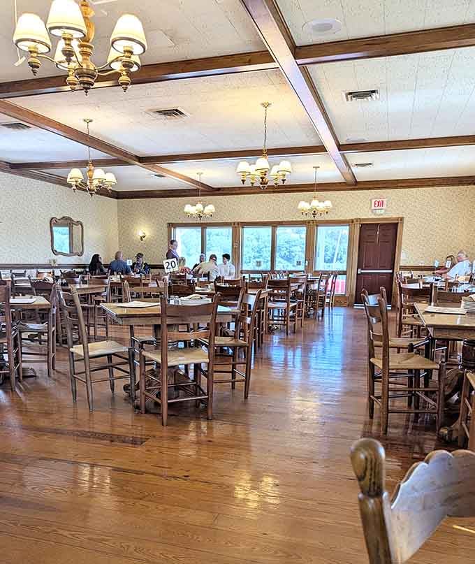 Warm wooden floors, chandelier glow, and enough elbow room to pass the biscuits without elbowing a stranger. Almost.