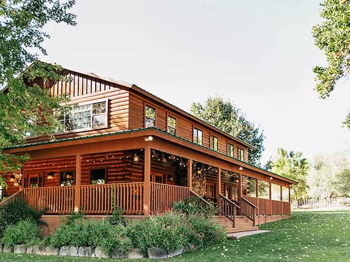 String lights, a wraparound porch, and a log cabin that makes you want to move in immediately.