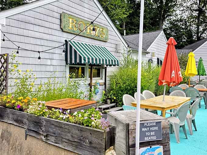 Those cheerful umbrellas and turquoise floors practically shout "summer," even when you're slurping hot chowder in October.