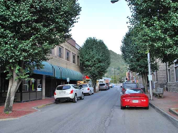 Tree-lined and unhurried, Grundy's main street feels like the universe finally hit the pause button.