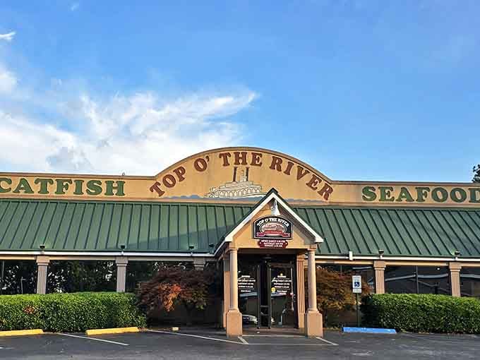 When a building shouts "CATFISH" and "SEAFOOD" this boldly, you listen and you show up hungry.