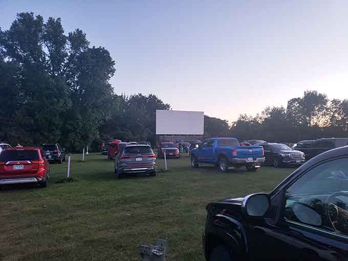 As dusk settles over Wisconsin Dells, the lot fills up and the magic of a simpler era quietly takes over.